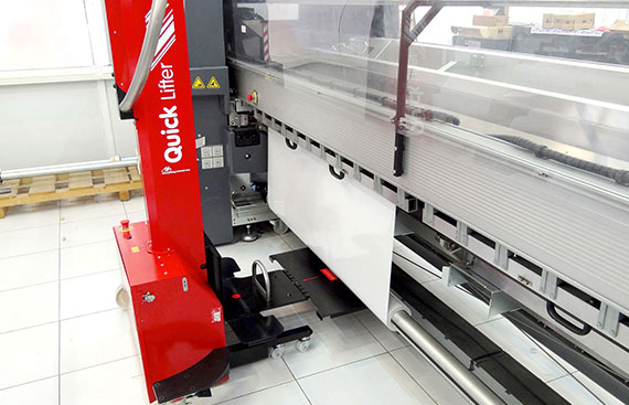 Media Lifters | PLASTGrommet